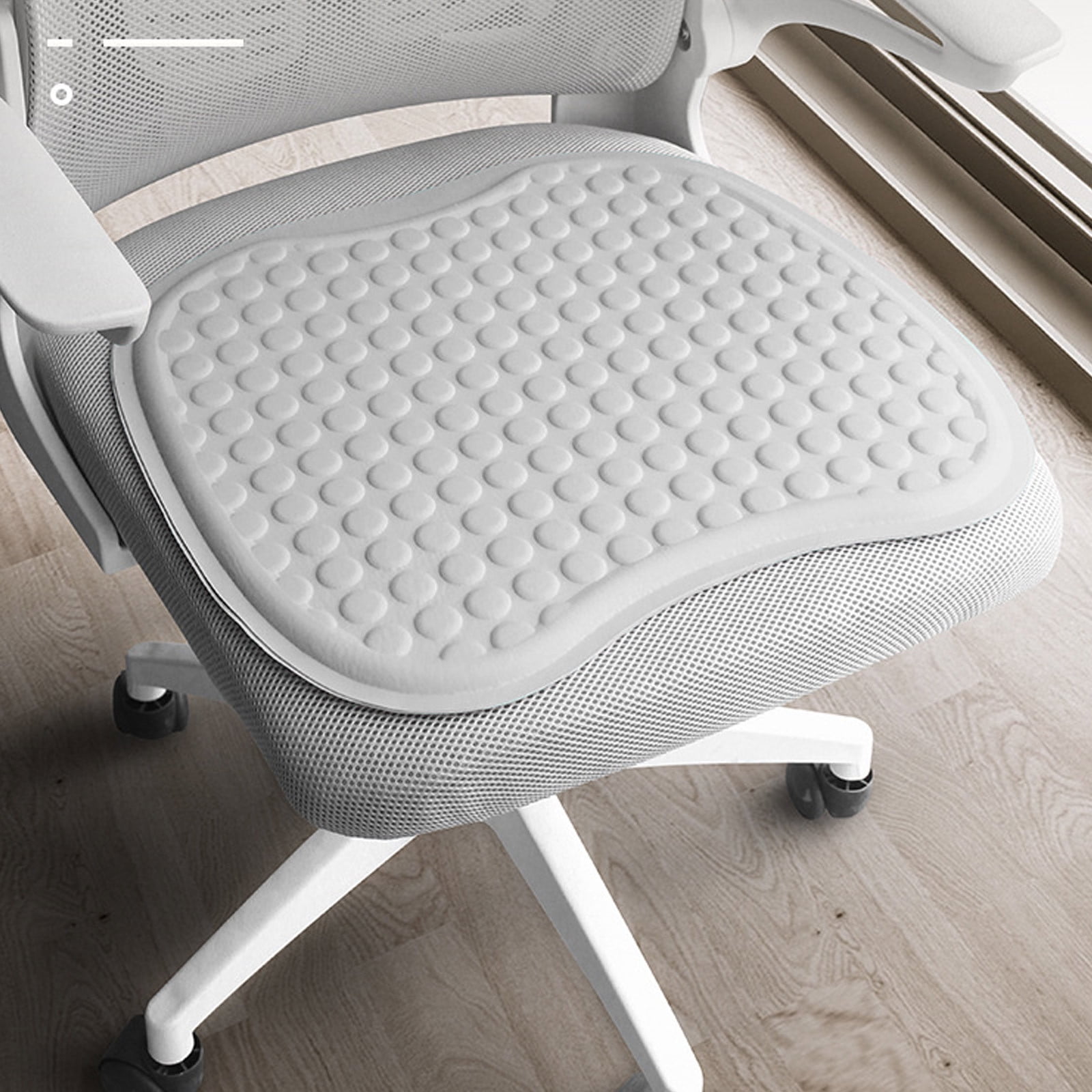 Dadatutu Ice Silk Cooling Cushion - 18x15" Breathable Office Chair Pad ...