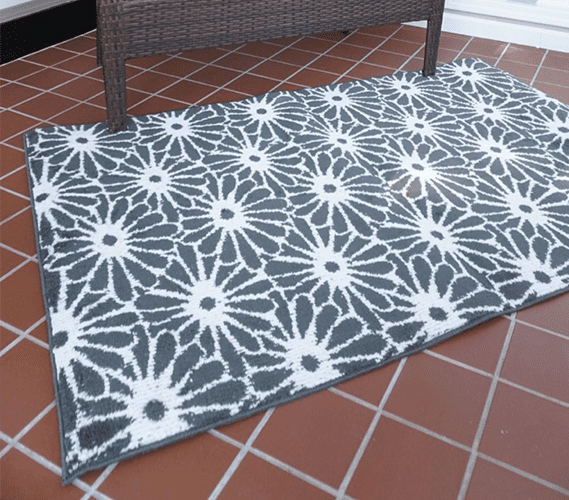 Daisy Rug - Cinder & White - Walmart.com