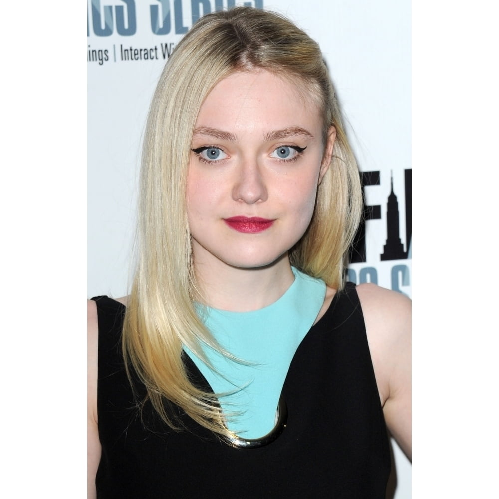 Dakota Fanning At Arrivals For Every Secret Thing Premiere Amc Empire ...