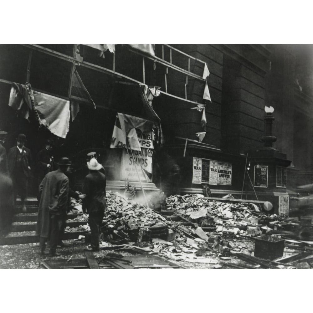 Damage To Chicago'S Federal Building From A Bomb Explosion On Sept. 4 ...