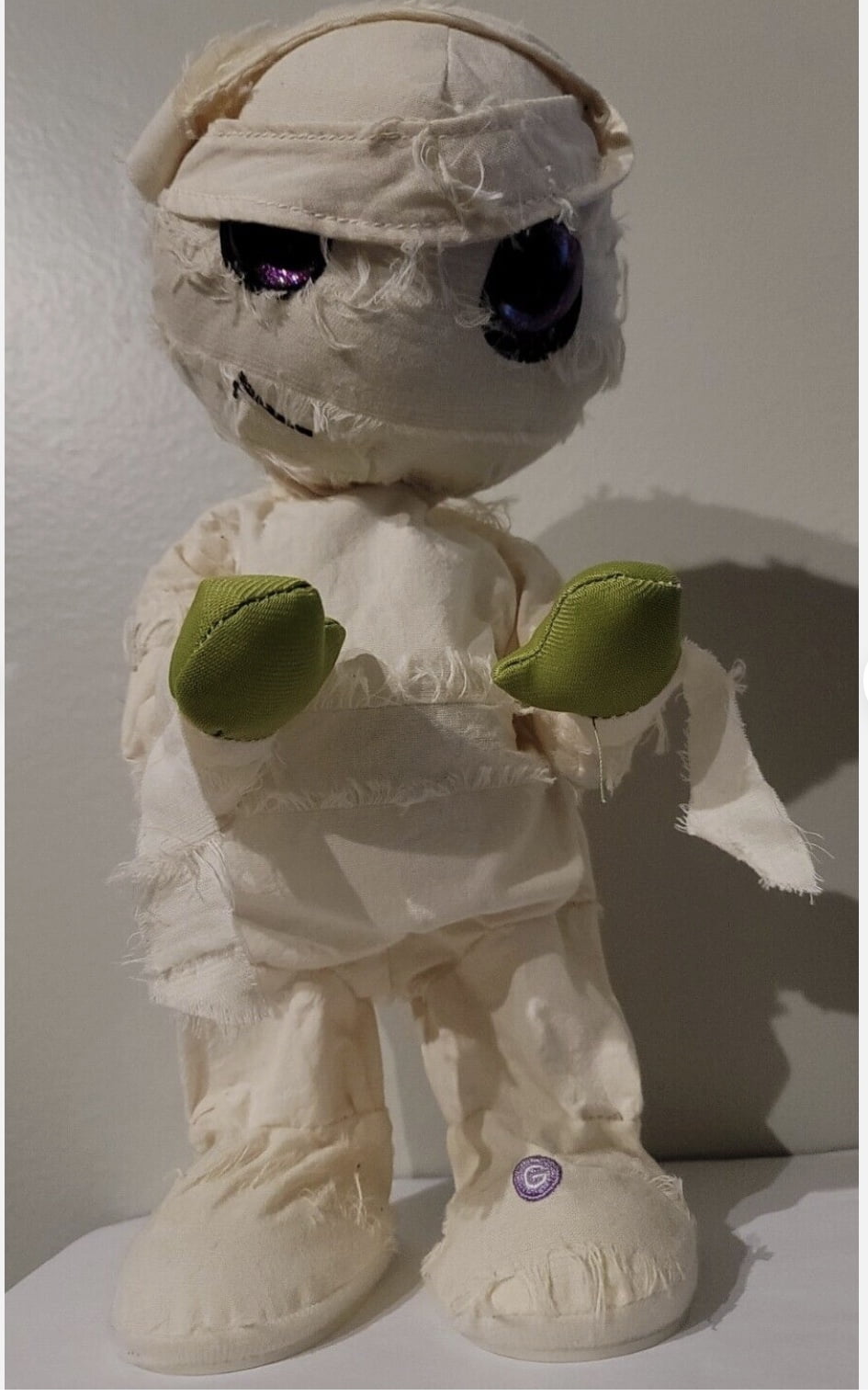 Dancing Mummy Halloween Decoration Plays and Dances to Thriller by ...