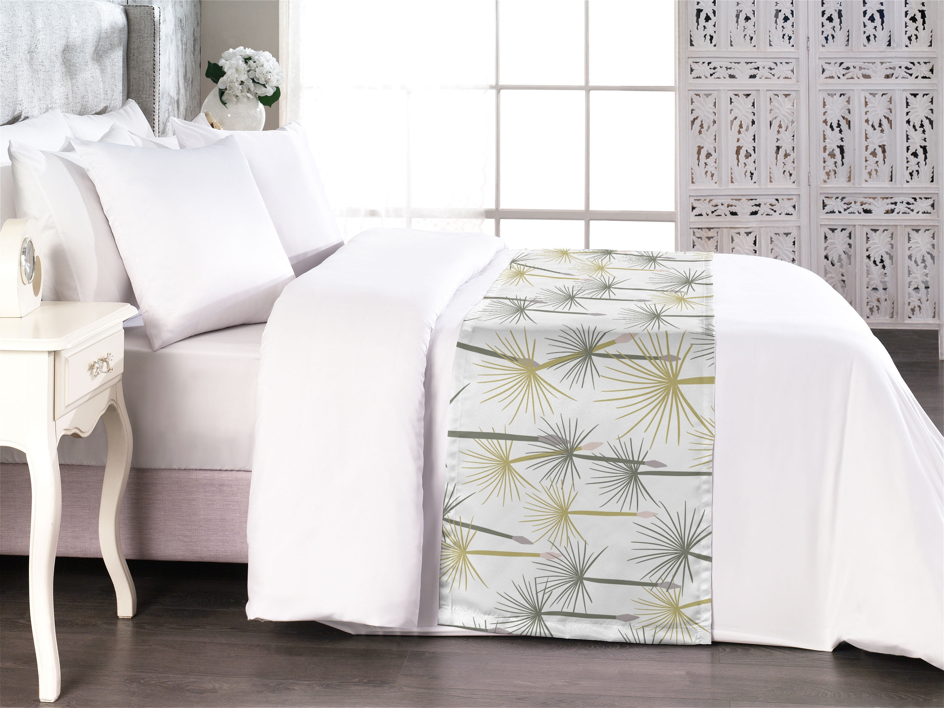 Dandelion Bed Runner, Modern Minimalist Pattern of Spring Flowers on ...