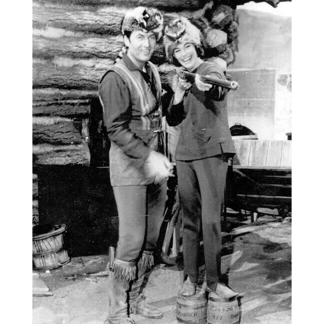Daniel Boone 1964 TV western Patricia Blair fess Parker 8x10 inch photo ...
