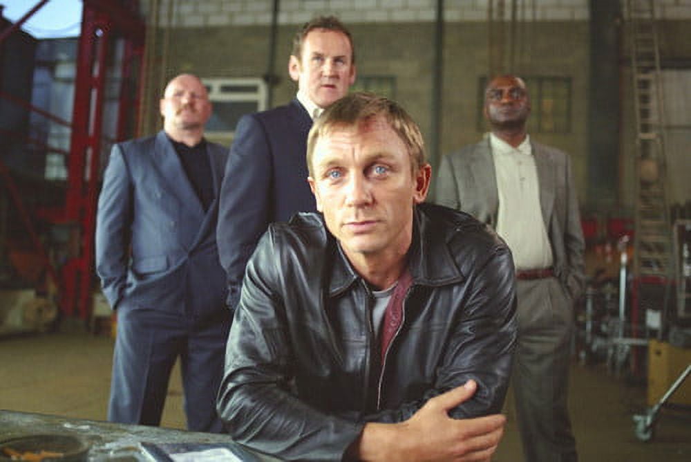 Daniel Craig and Colm Meaney and George Harris and Rab Affleck in Layer ...