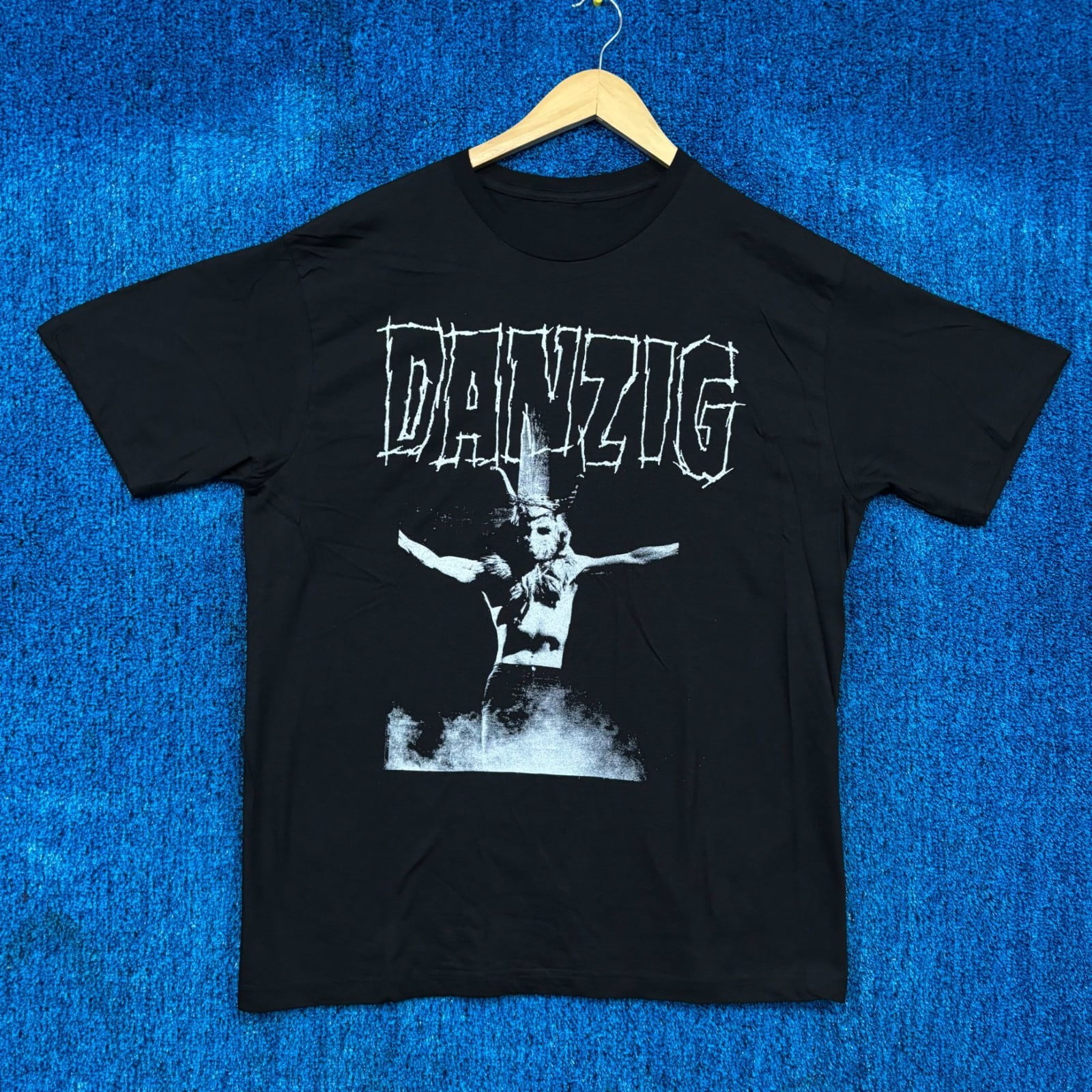 Danzig Video Concert VHS Cover Heavy Metal Band Graphic T-Shirt Size ...