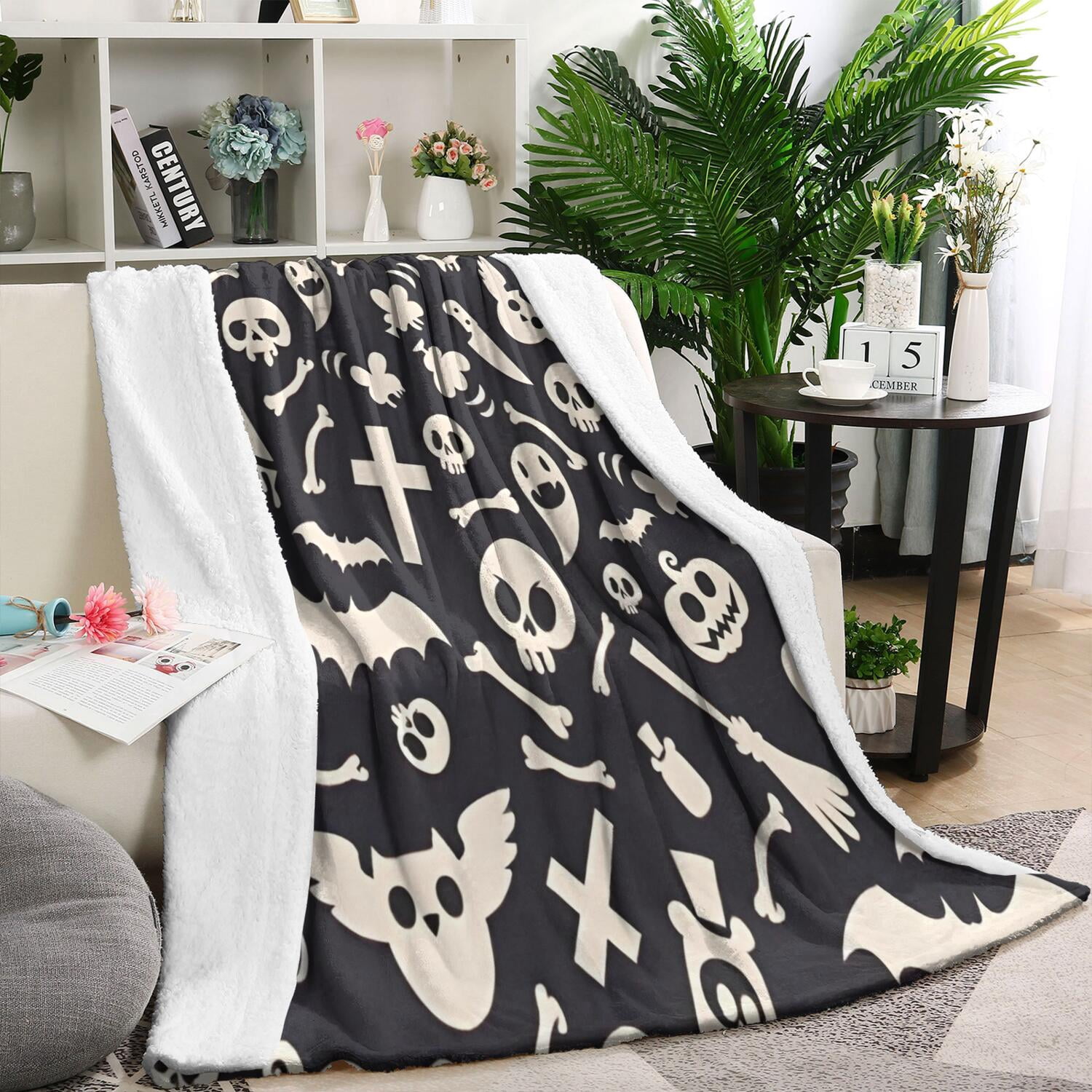 Dark Halloween Ghosts Skulls and Bats Blanket,Comfortable Soft Lamb ...