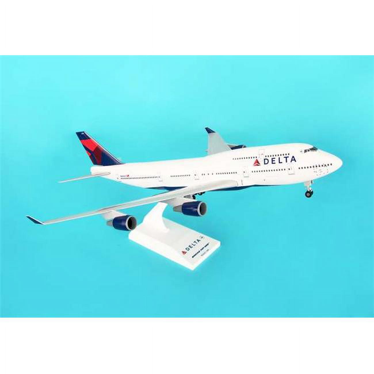 Daron Skymarks Delta 747-400 with Gear - Walmart.com