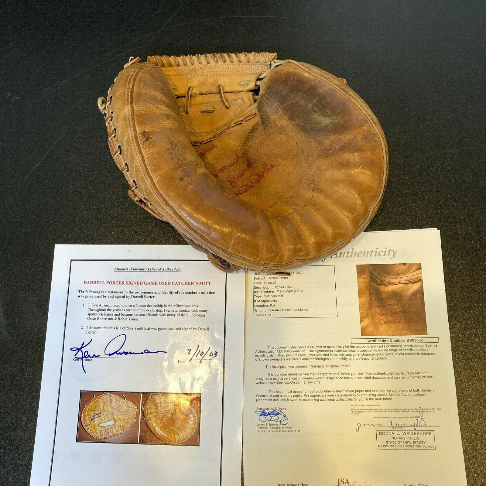 Darrell Porter 1971 Rookie Game Used Signed Catcher's Mitt Glove JSA ...