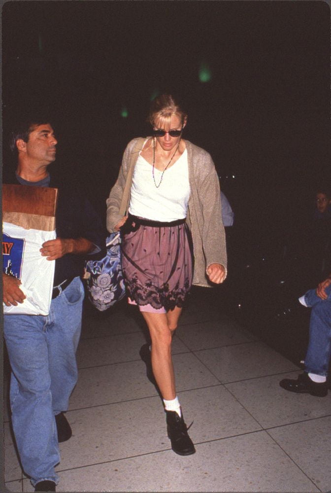 Daryl Hannah In Sweater And Pink Skirt At Lax Photo Print (8 x 10 ...