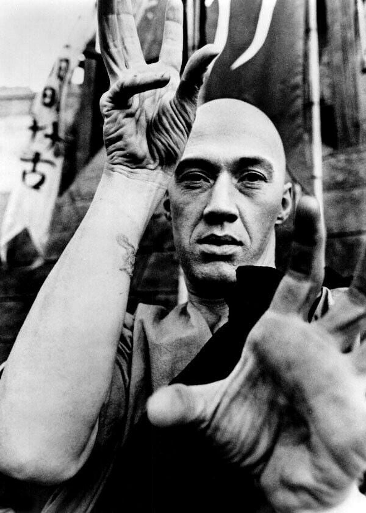 David Carradine as Kwai Chang Caine in Kung Fu TV series ready for ...