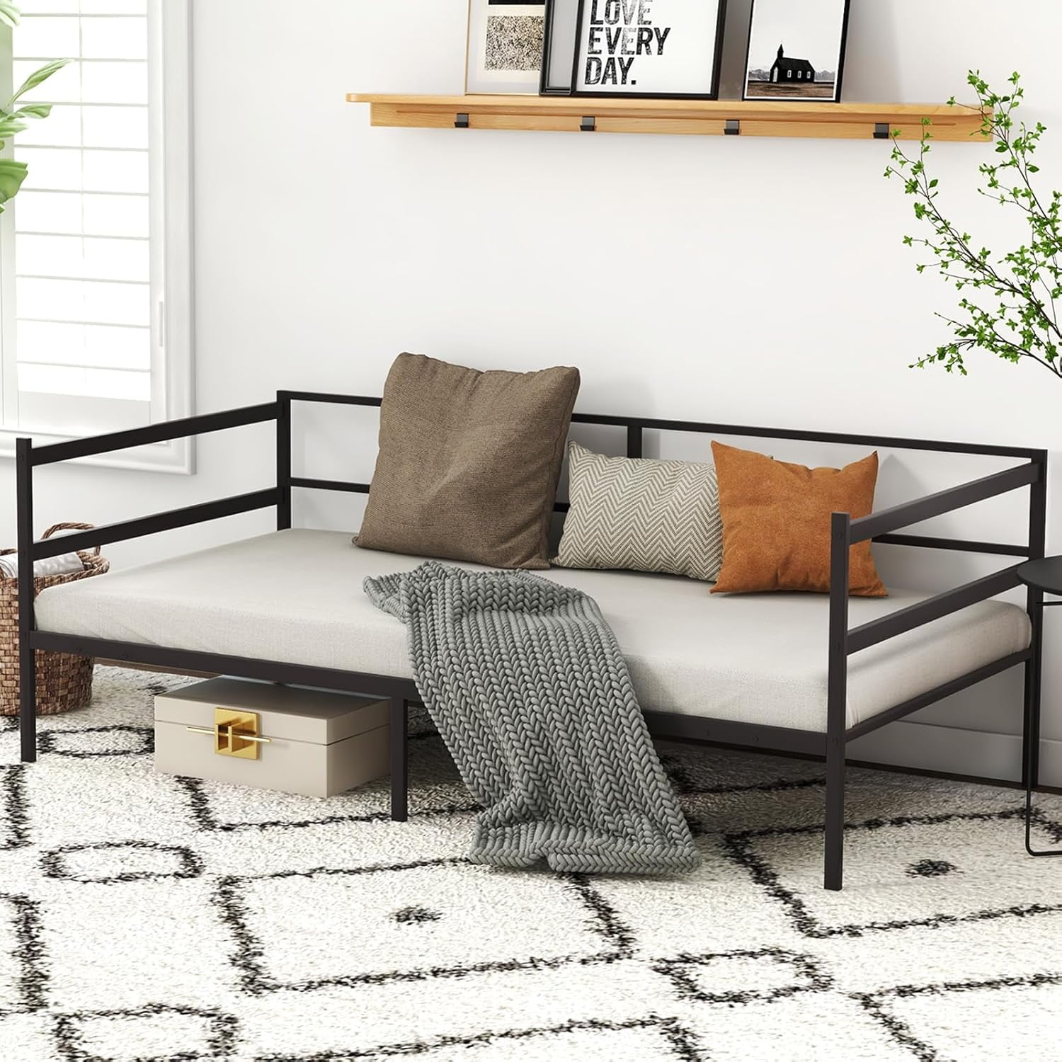 Daybed Frame, Metal Twin Size Platform Bed with Heavy Duty Slat Support ...