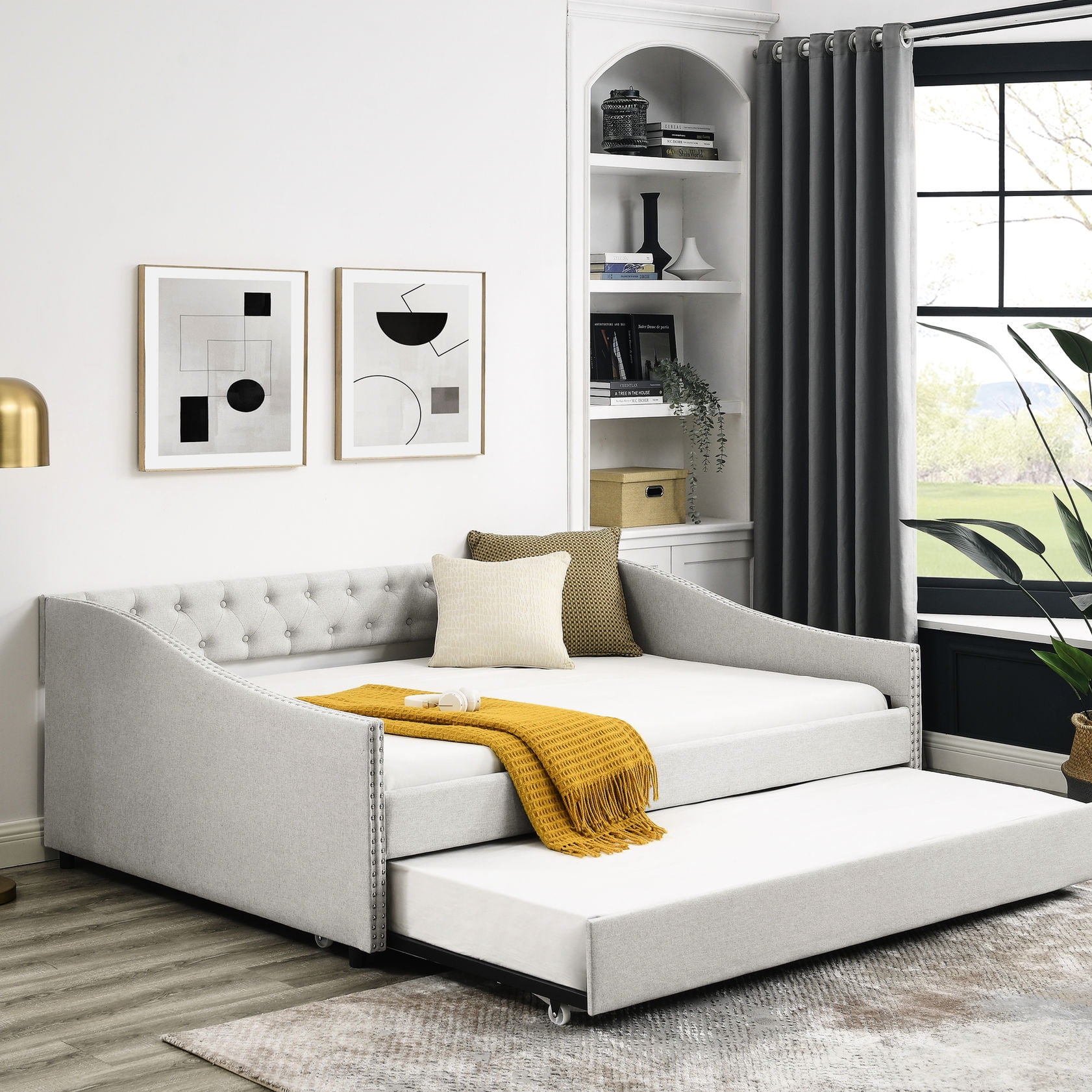 Daybed with foam - padded back and trundle / Gives optimal back support ...