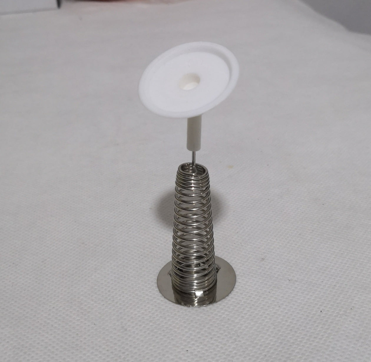 WEUVEB 10Pcs Bobblehead Spring Base for Crafts with 360 Degree Rotation ...