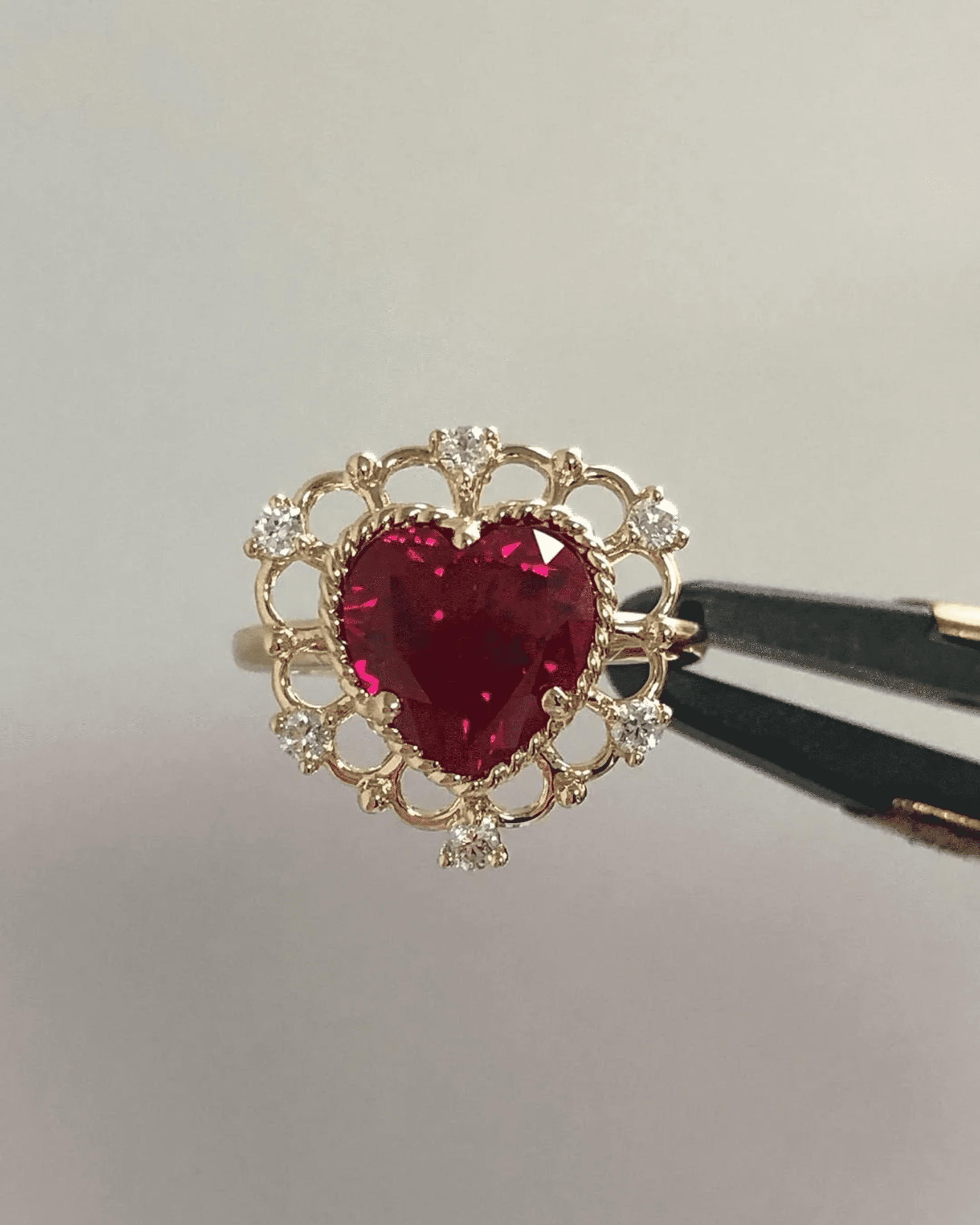 Dazzling Diamonds - Heart Shape 3.30 Carat Certified Natural Ruby ...