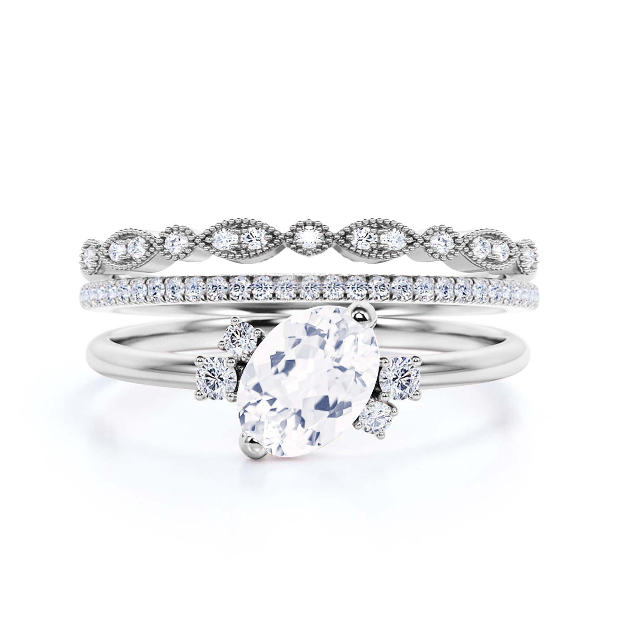 Dazzling Minimalist 2.50 Carat Oval Diamond Moissanite Engagement Ring ...