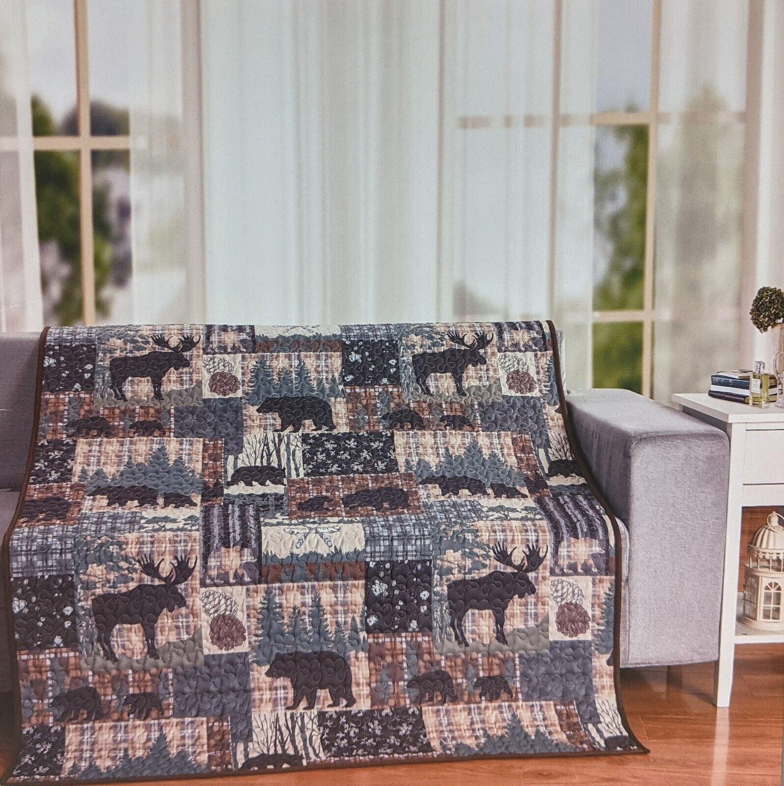 De Leon Collections 63796 Grand Bear Lodge Woodland Forest Outdoor ...