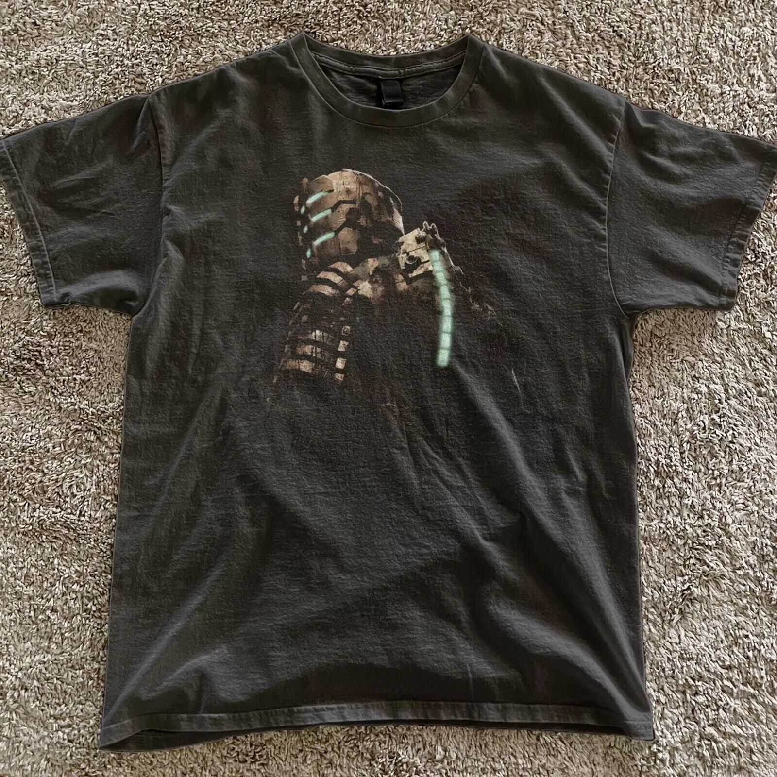 Dead Space Vintage aesthetic black tee, Dead Space character nostalgia ...
