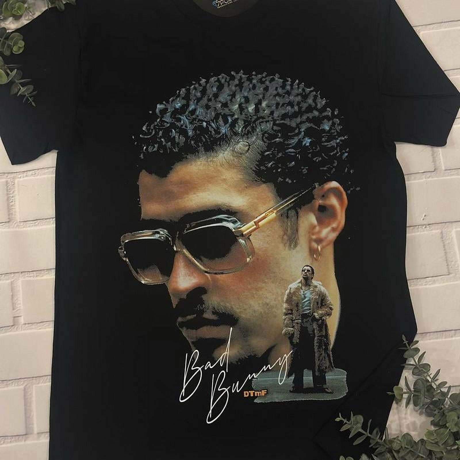 Debi Tirar Mas Fotos. Bad Bunny New Album. Monaco. Gracias Por Nada ...
