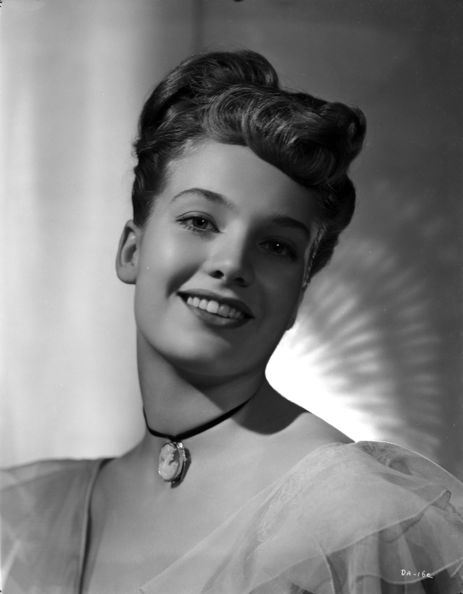 Debra Alden smiling Photo Print (24 x 30) - Walmart.com