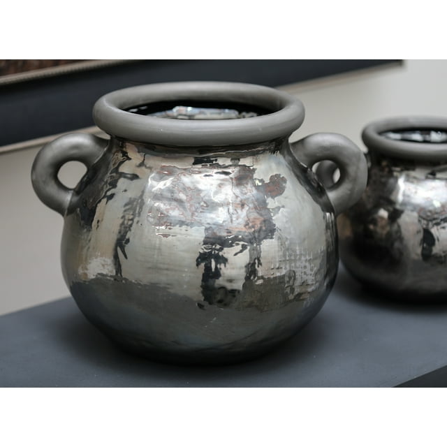 DecMode Eclectic Style Large, Round, Electroplated Metallic Silver ...