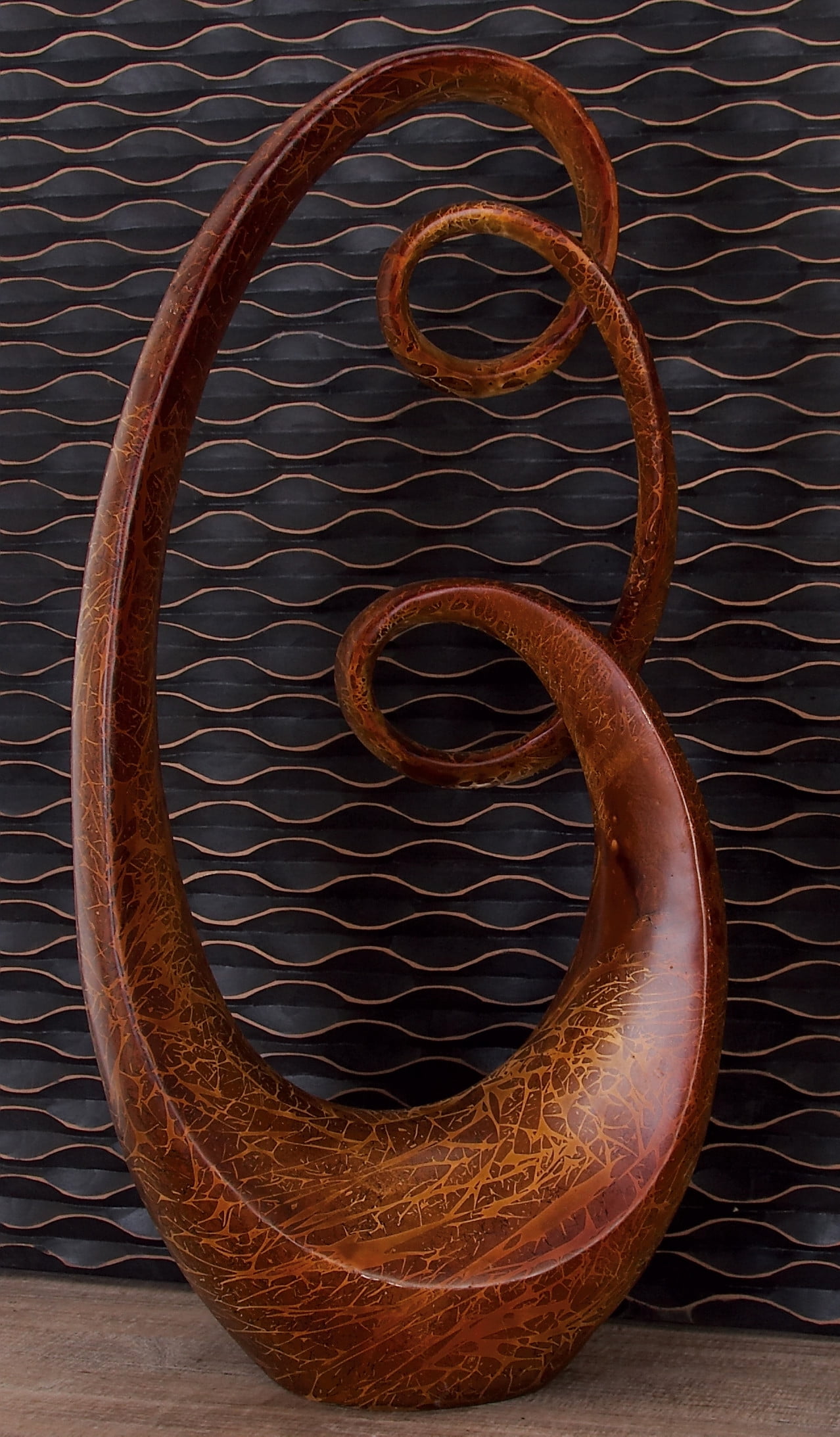 DecMode Modern 31 x 14 inch brown polystone abstract loop sculpture ...