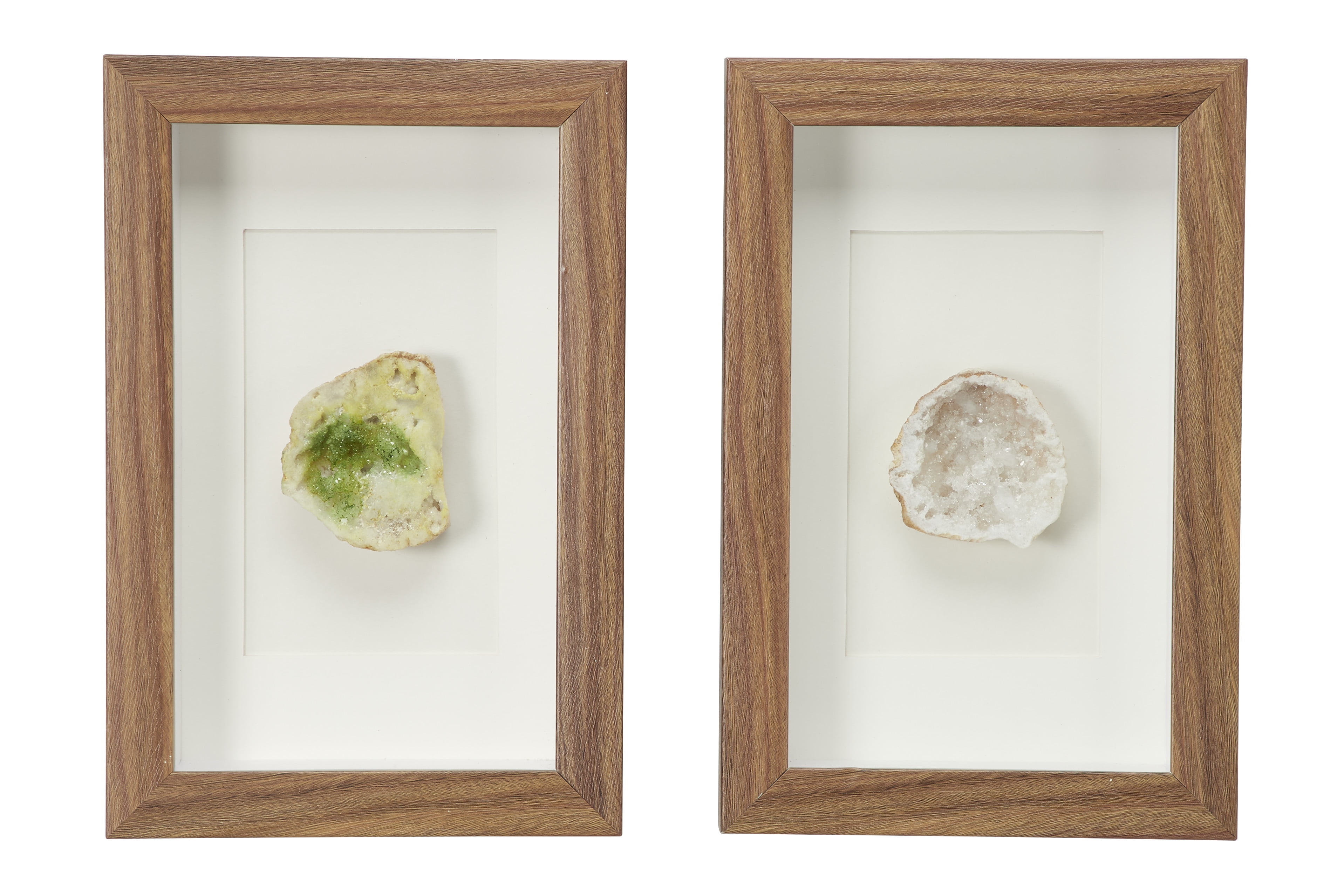 Decmode Boho Style Green & White Crystal Geode Shadow Box Wall Décor in ...