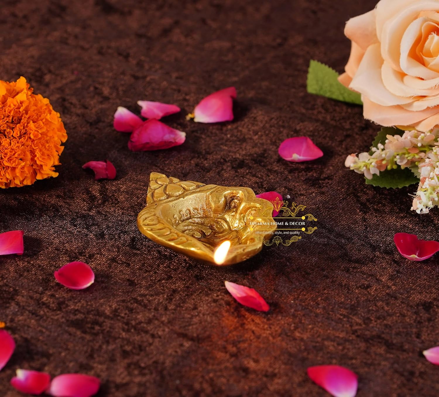 Decor Brass Shankh Design Deepak (Diya) Unique Shankh Style Diya for ...