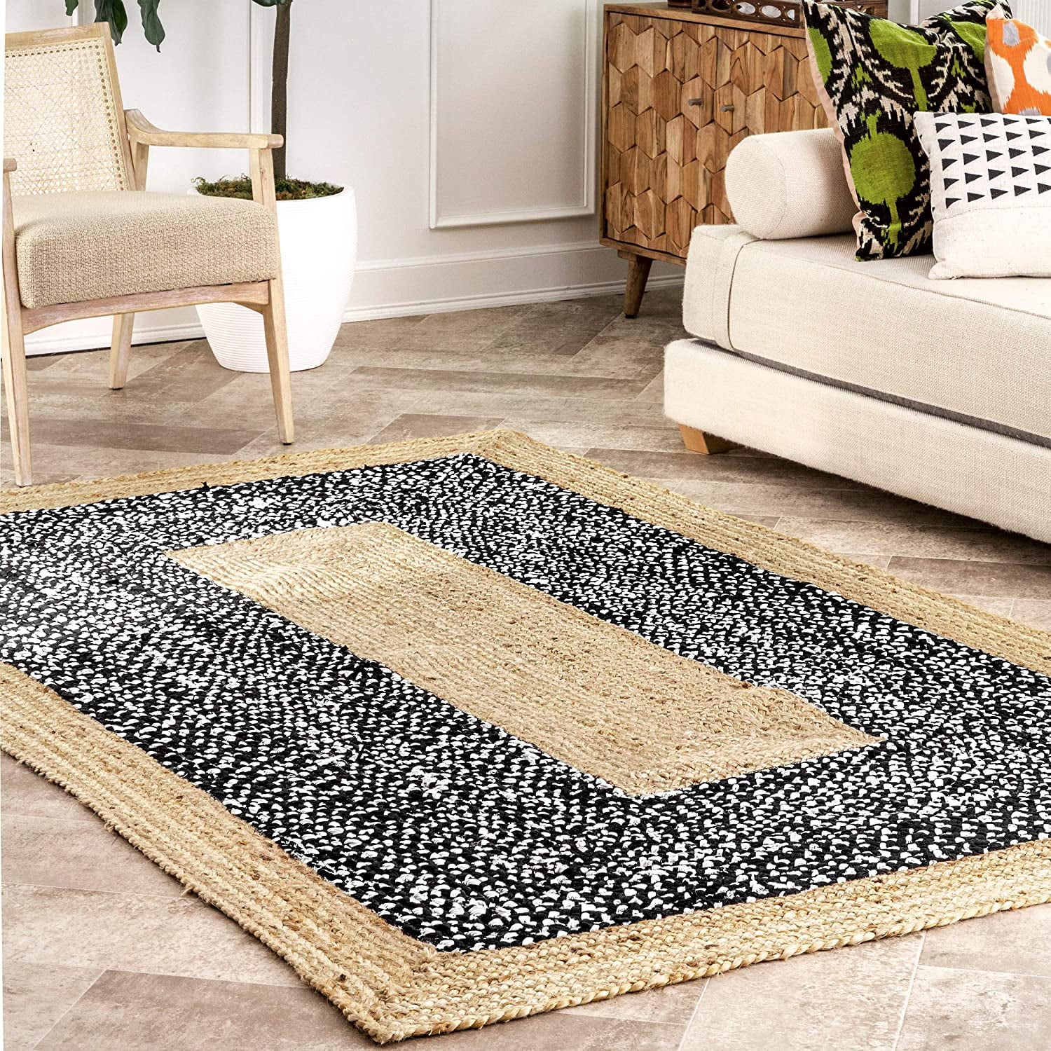 DecorAvenue Hand Woven Braided Farmhouse Jute Area Rug Natural Black ...