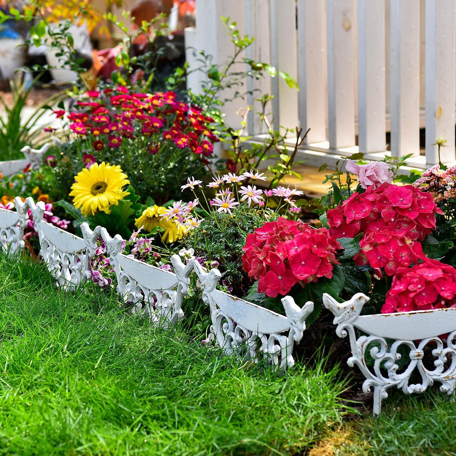 Decorative Cast Iron Garden Edging Border, 4 Pack White Landscape Fence ...