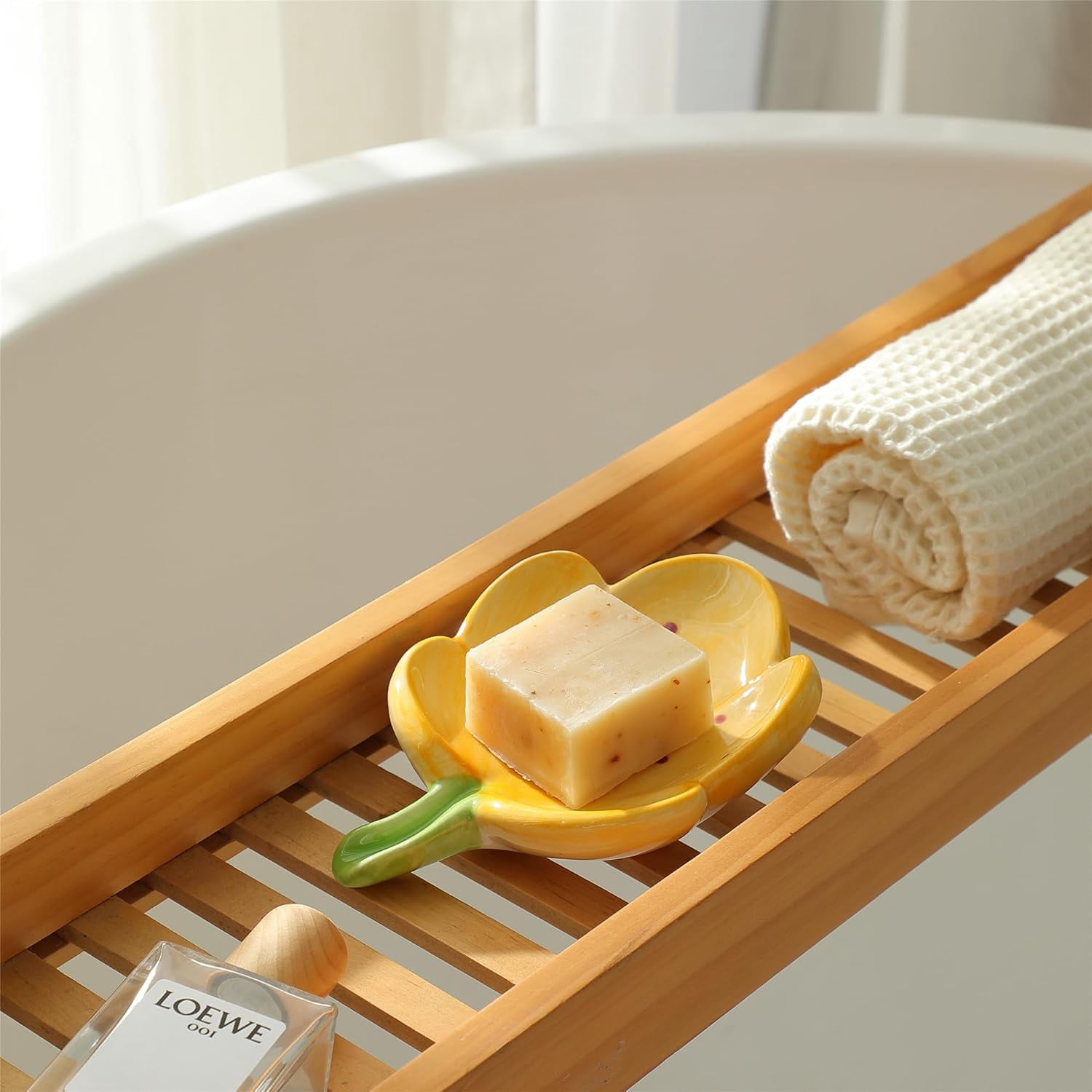 Decorative Ceramic Soap Box, Flower Shape Soap Dish, Self-Draining to ...
