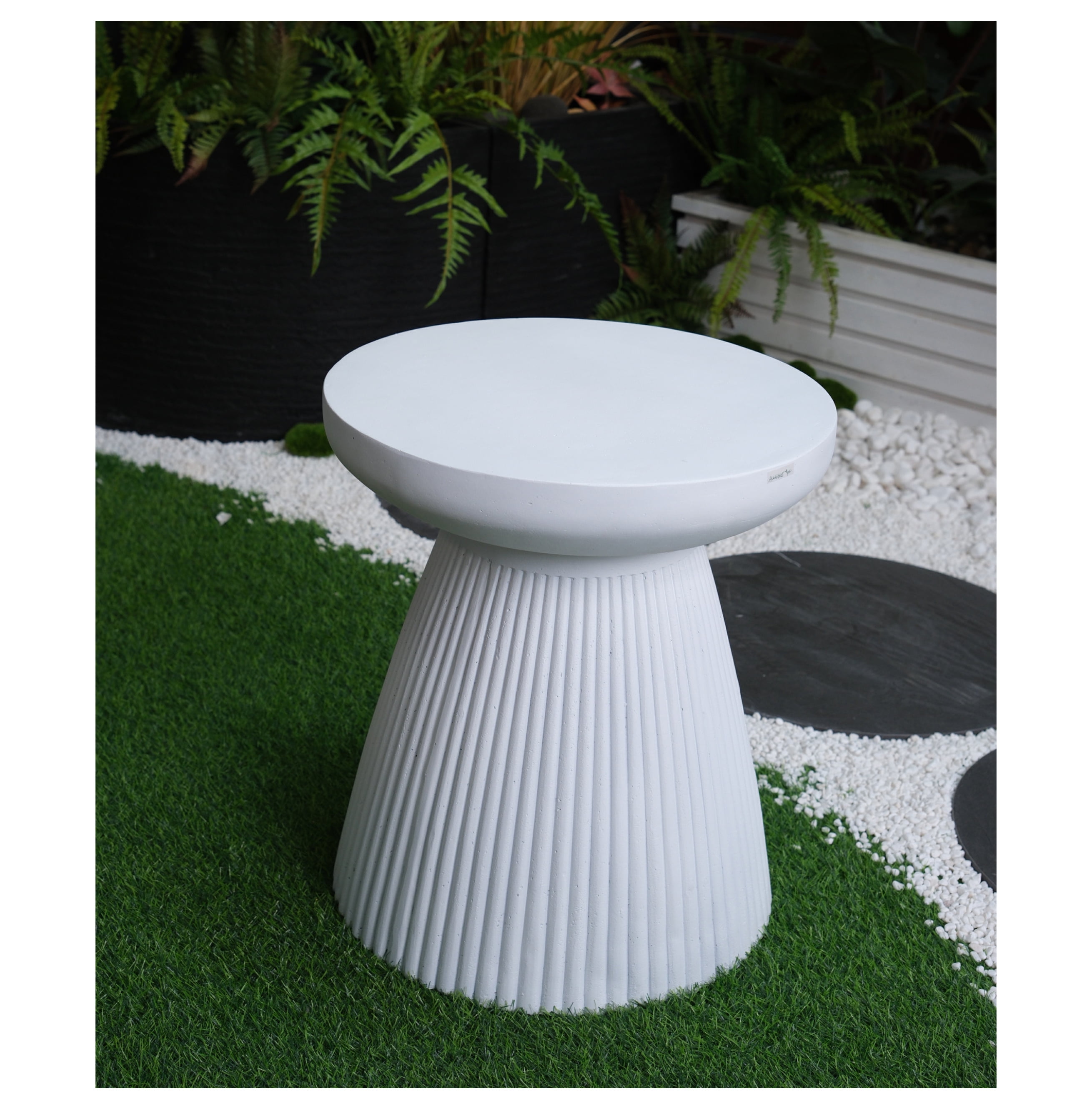 Decorative Garden End Table, 18.1" H Modern Heavy Duty Patio Sturdy ...