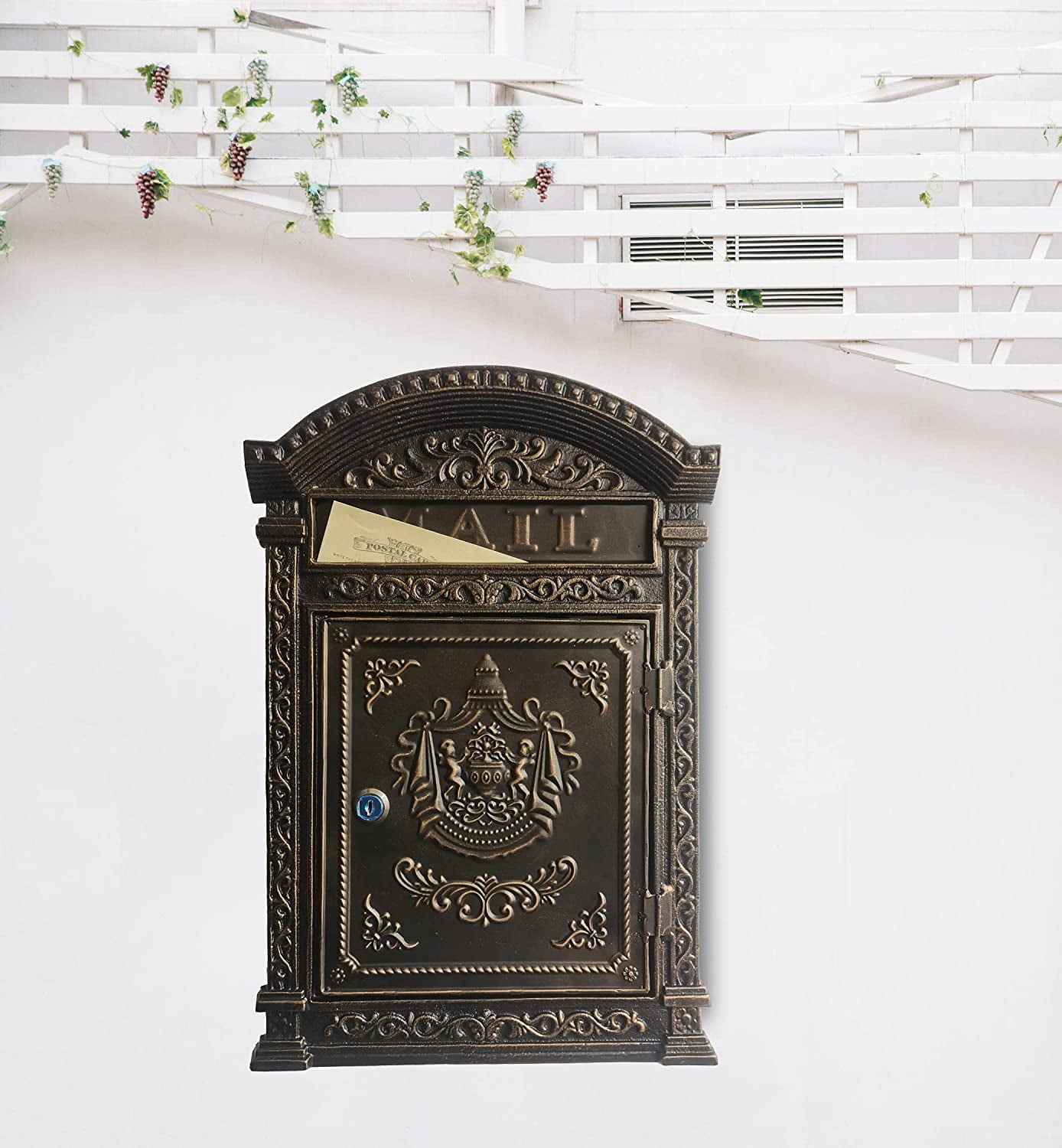 Decorative Lock Mailbox Outdoor - Metal Wall-Mounted Mailbox - Vintage ...