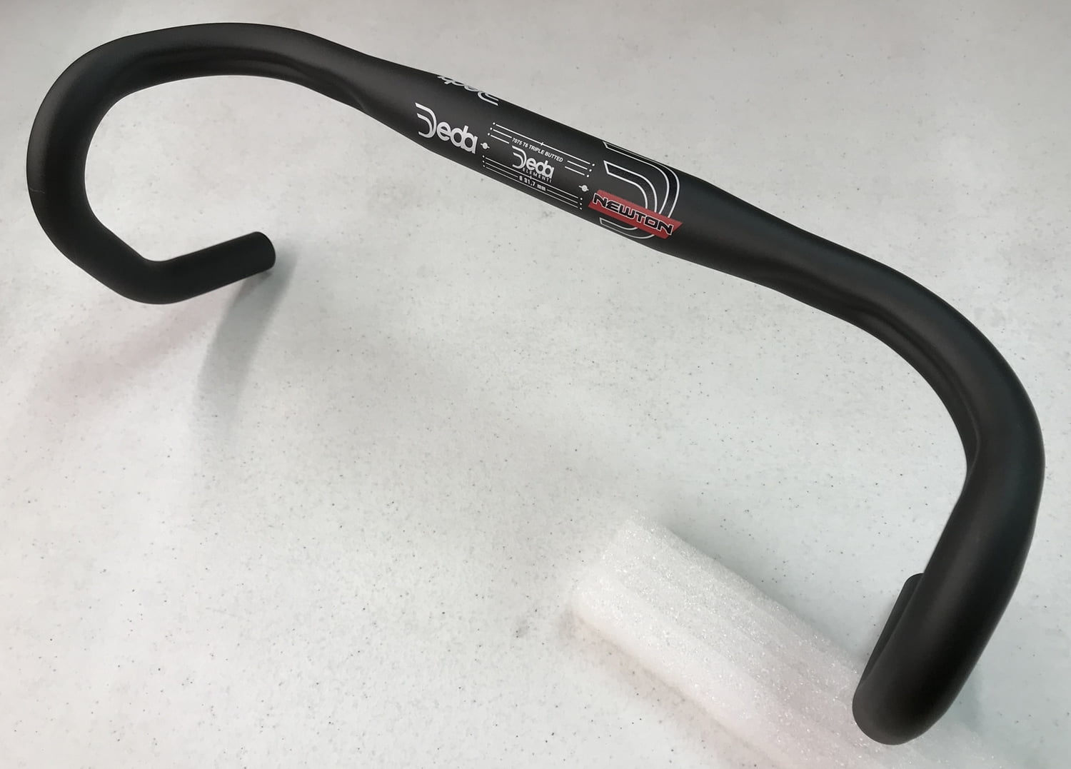 Deda Newton Black 31.7X44 Anatomic Road Bars, Bicycle Handlebars Road ...