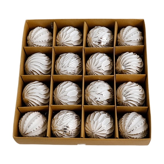 Silver And Gold Christmas Tree Ornaments