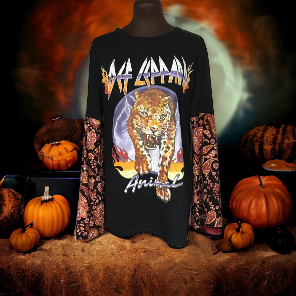Def Leppard Animal Graphic T-Shirt Unique Upcycled Clothing Shirt, Size ...