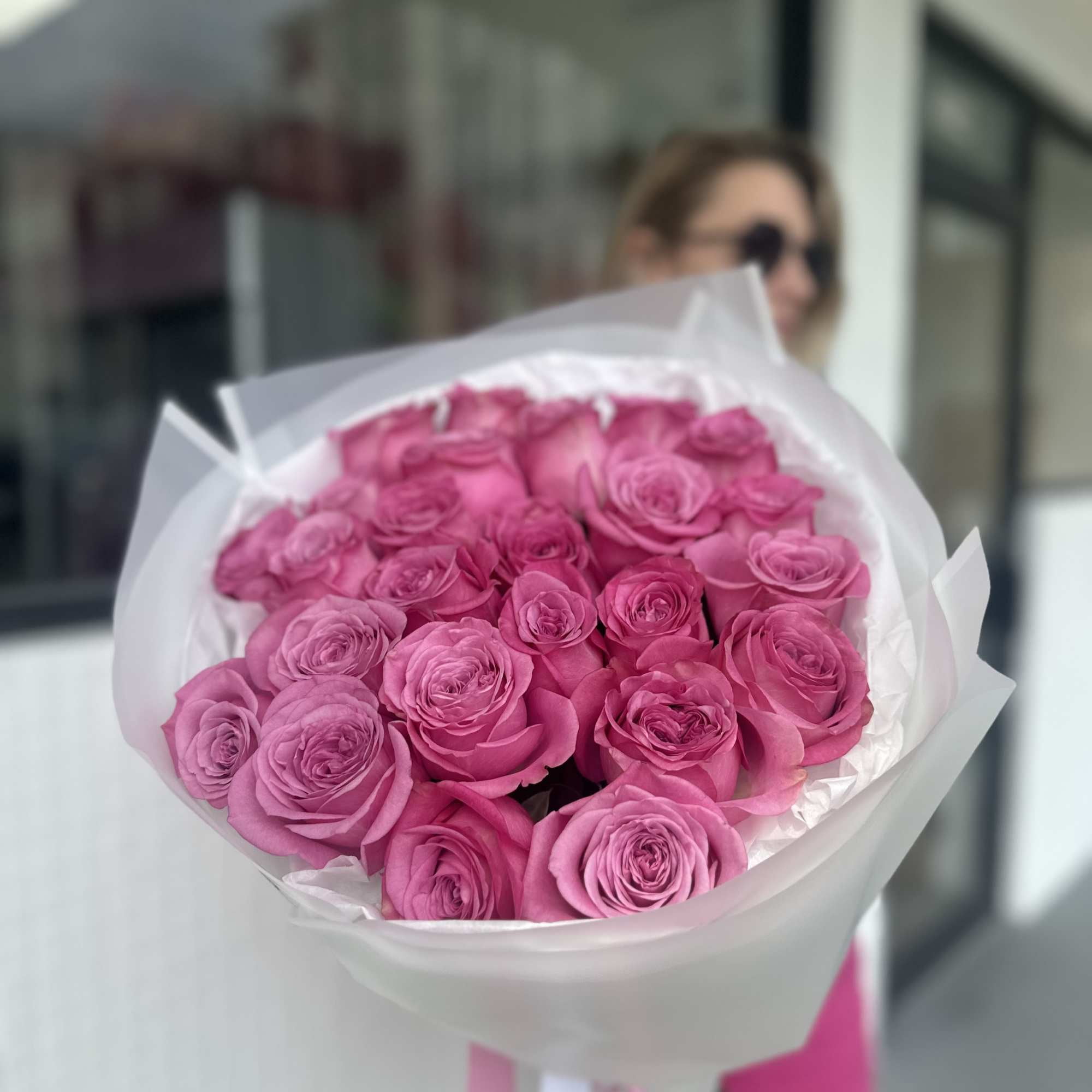 Deflora Shop Flowers and Gifts Bouquet of Purple Garden Roses - Deluxe ...