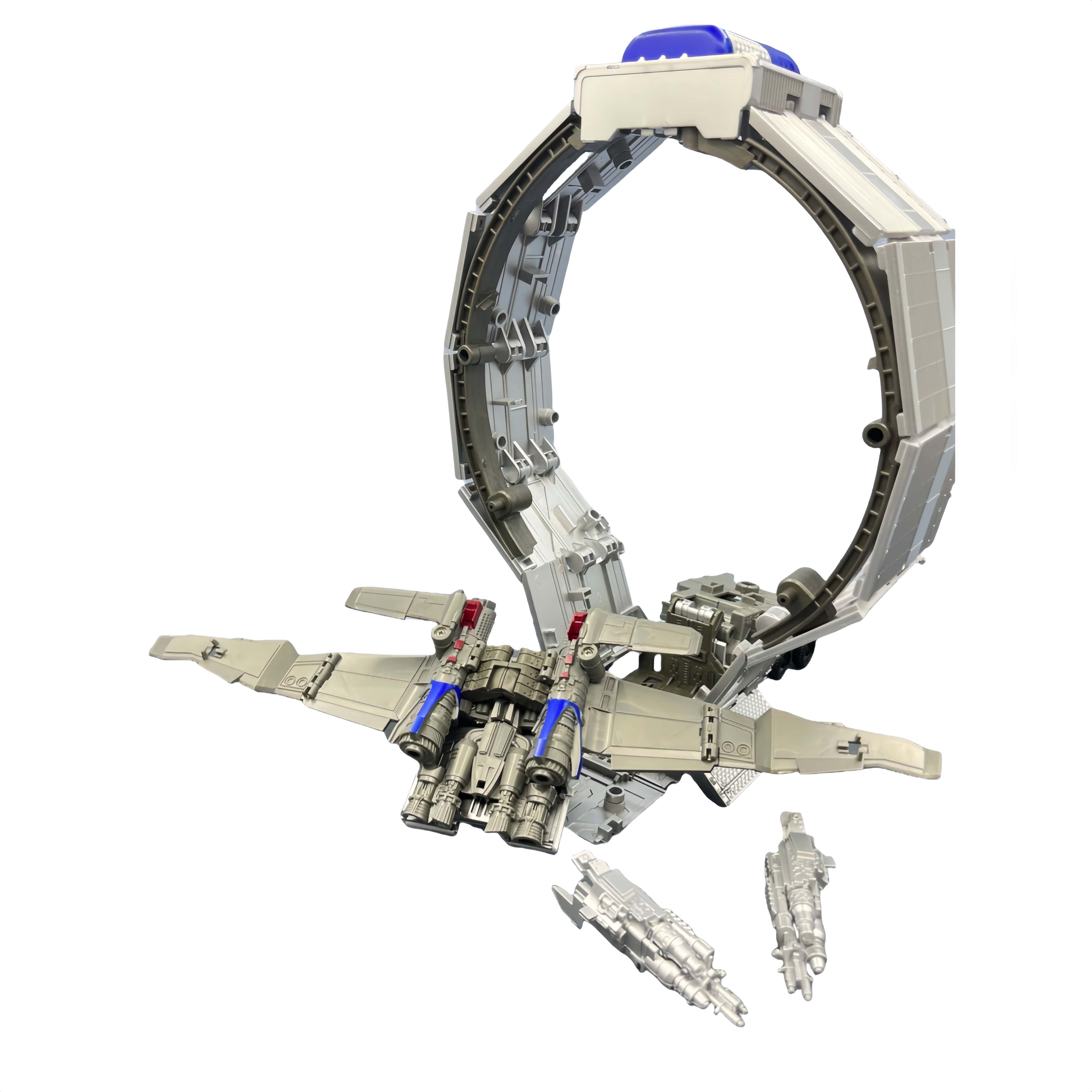 Deformation Robot Toy Studio Series Carriage Premium Edition Action ...