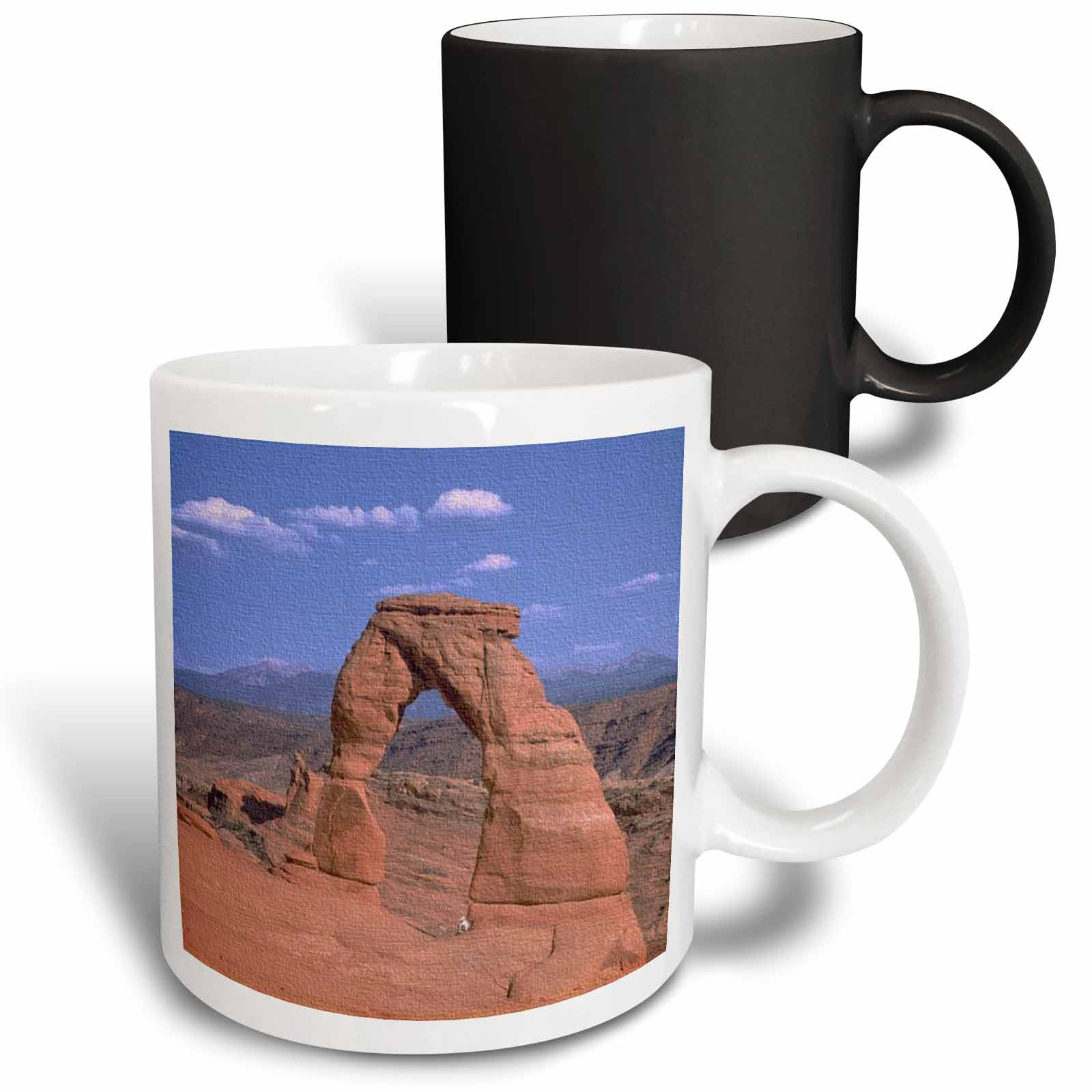 Delicate Arch Canvas at Arches Natural Park 11oz Magic Transforming Mug ...