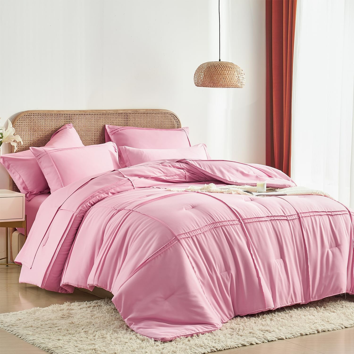 Delightful Soft Pink Bedding Ensemble with Matching Pillowcases - A ...
