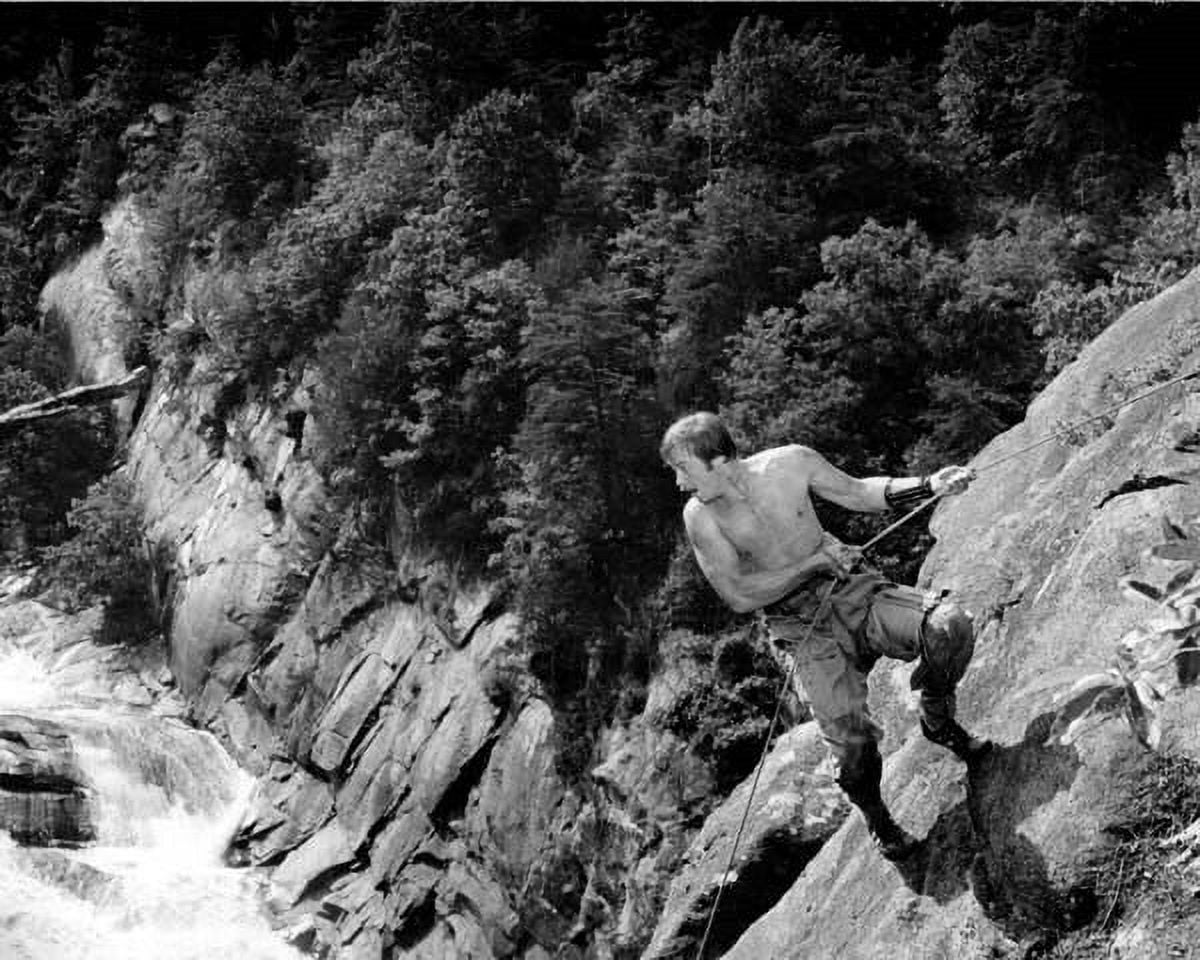 Deliverance 1972 Jon Voight scales cliff above Chattooga River 8x10 ...