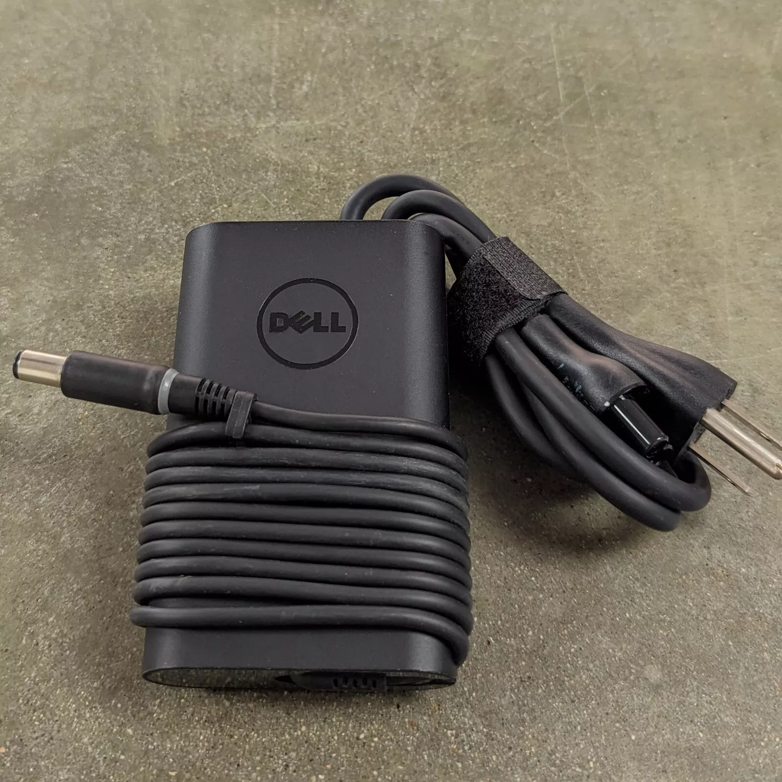 Dell 65W 19.5V 3.34A Power Adapters HA65NS5-00 LA65NM130 - large tip ...