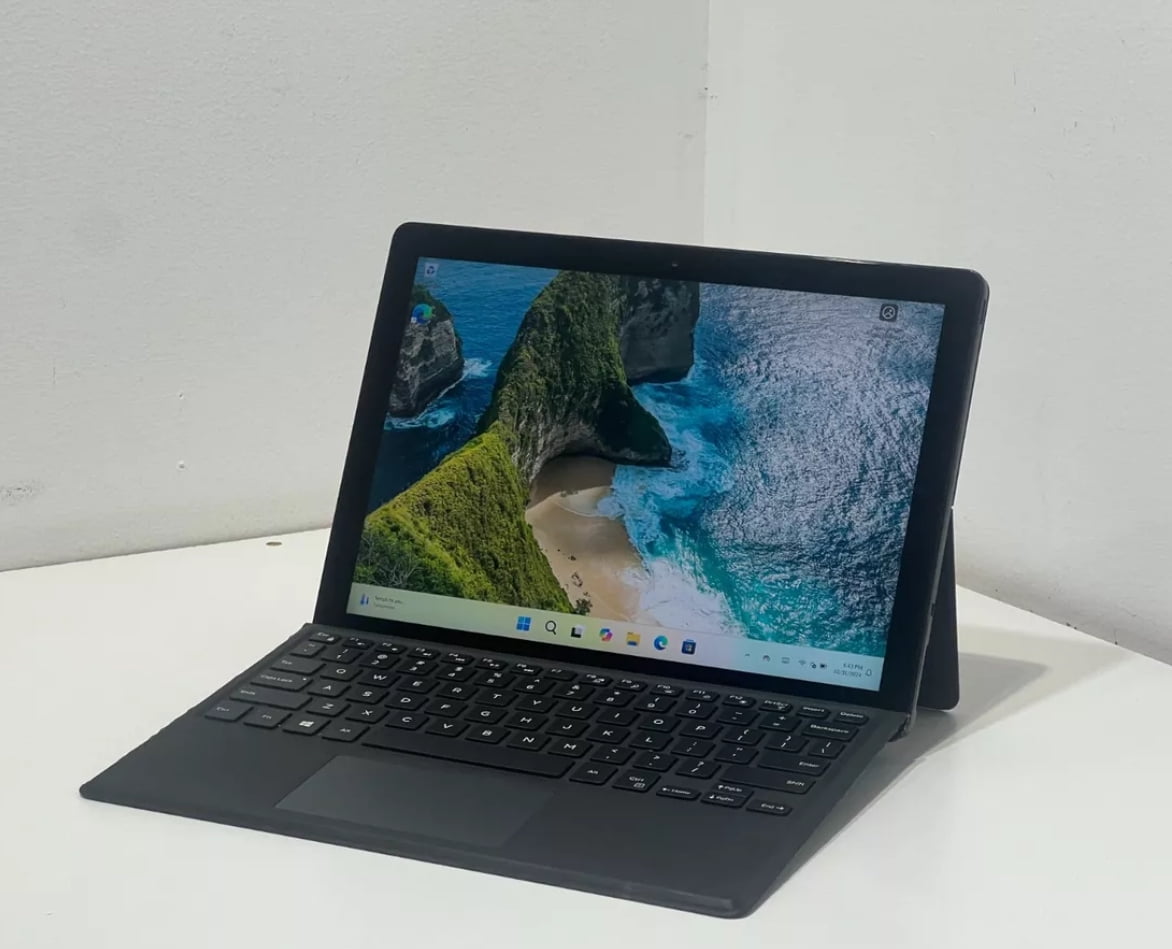 Pre-Owned Dell Latitude 5285 128GB Intel Core i3-7100U X3 2.4GHz 12.3 ...