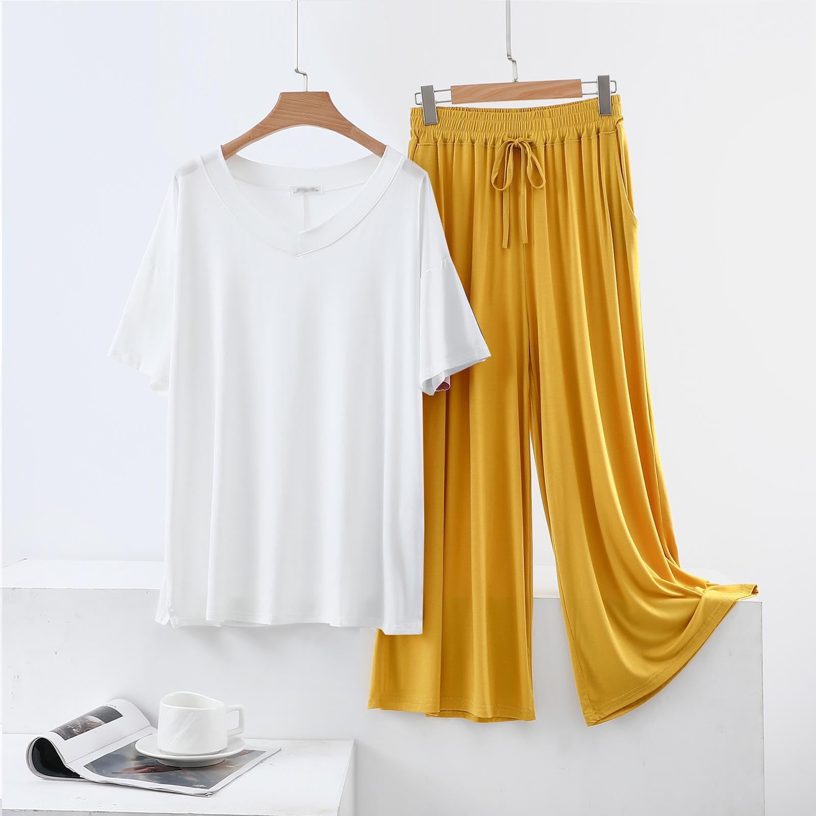 Delliss Women's V Neck Short Sleeve T-Shirt And Wide Leg Drawstring ...