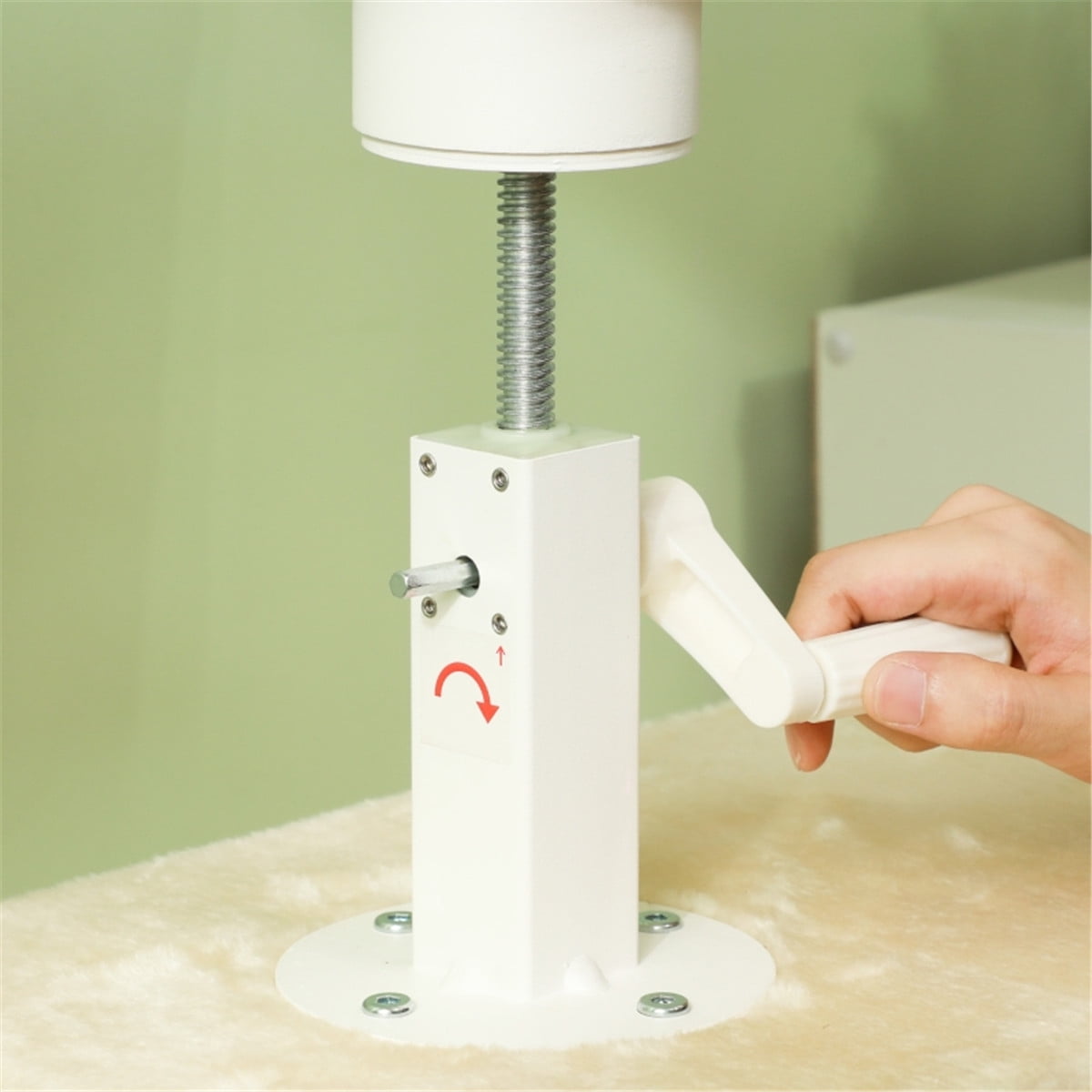 Deluxe Cat Tree with Multi-Level Design, Scratch Posts, and Cozy ...