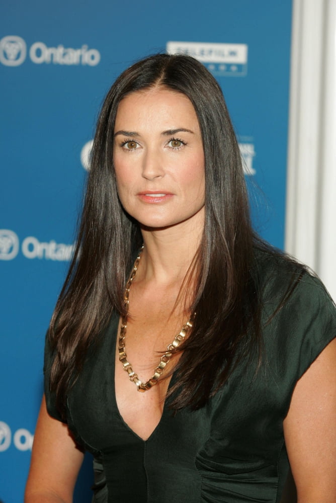 Demi Moore At The Press Conference For Bobby Press Conference - Toronto ...