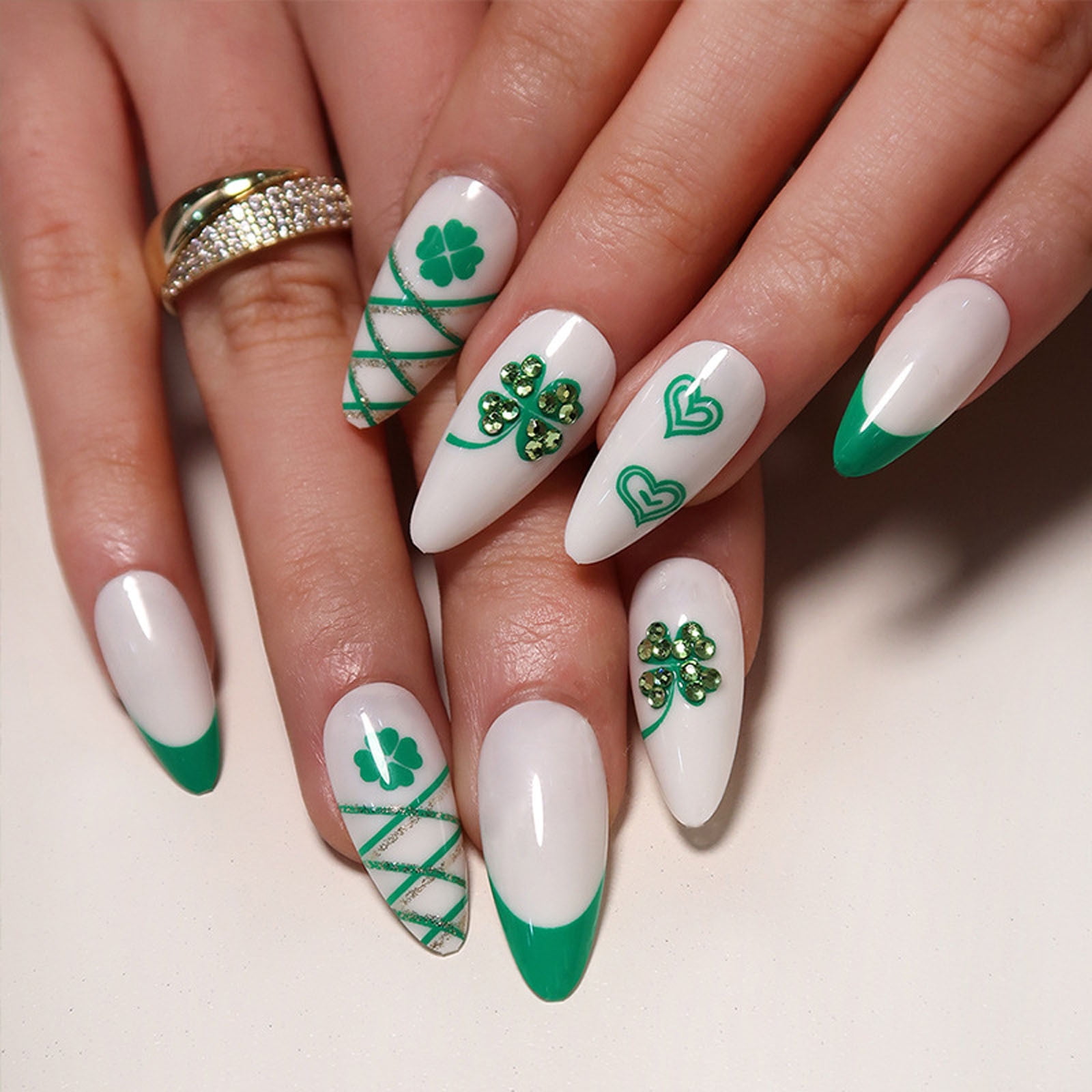 Dengmore 24 Pcs St. Patrick's Day Fake Nails with Shamrock Designs Full ...