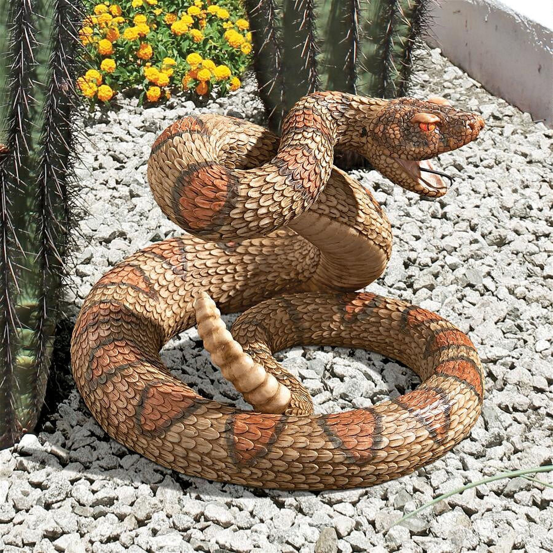 Design Toscano JQ6105 Western Diamond Back Rattlesnake Statue - Walmart.com