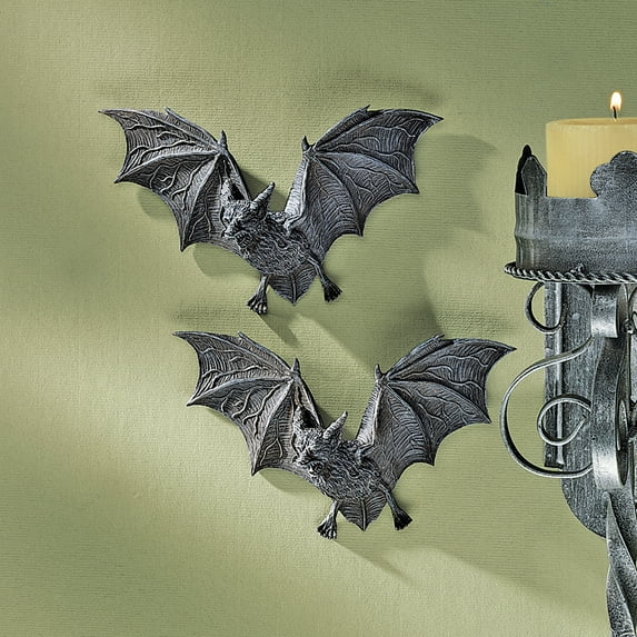 Design Toscano The Vampire Bats of Castle Barbarosa Wall Sculptures ...