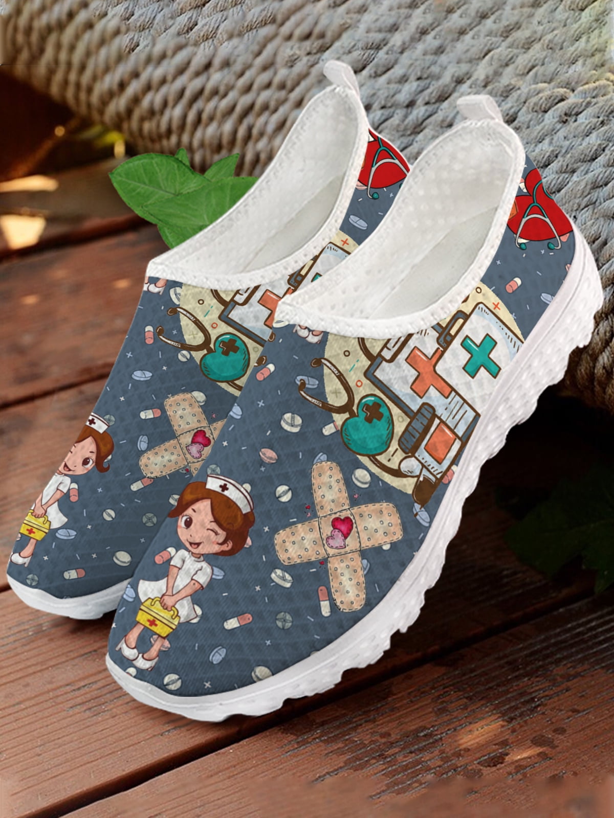 Design Women White Nursing Shoes Cute Cartoon Nurse Doctor Medical ...