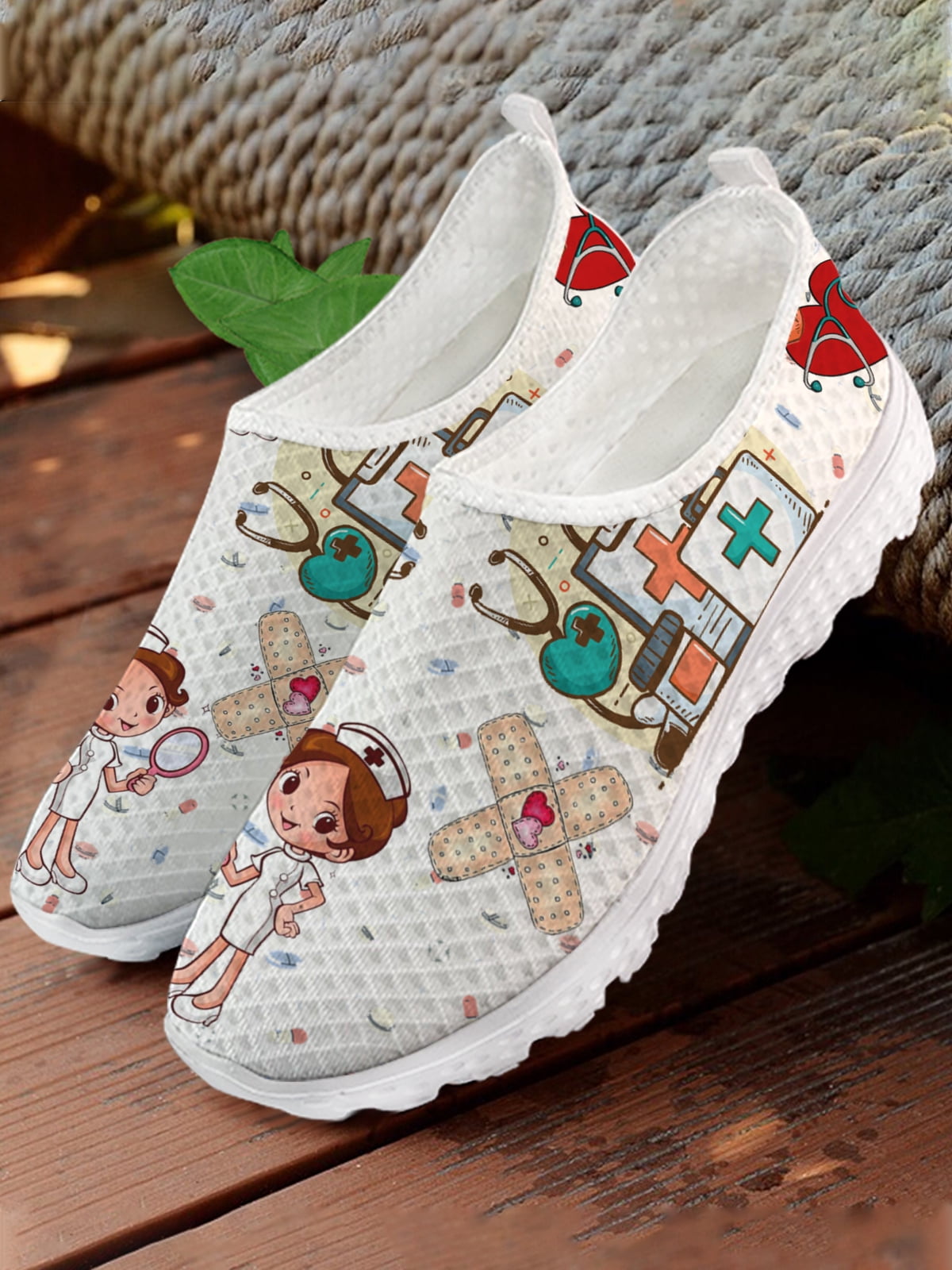 Design Women White Nursing Shoes Cute Cartoon Nurse Doctor Medical ...